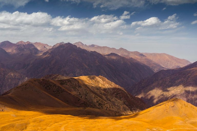 Düsseldorf to Bishkek from €313 – AiFly