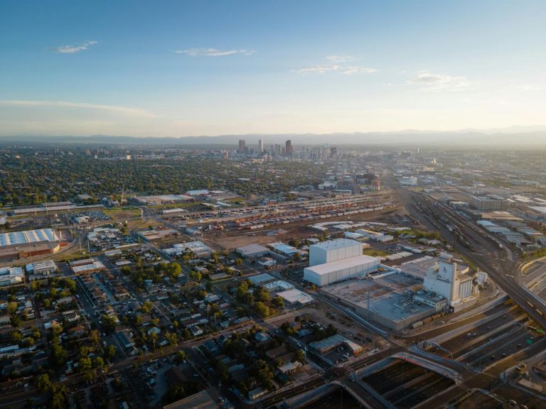 Denver International Airport (DEN) — The Complete Master Guide 2026 – AiFly